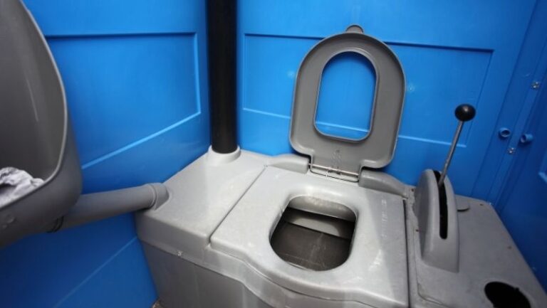 Portable Toilet 101: How To Use A Portable Toilet Correctly - MVP Rentals